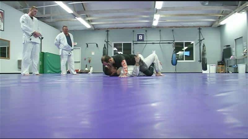 Self-defense in spotlight after recent report of woman fending off attacker